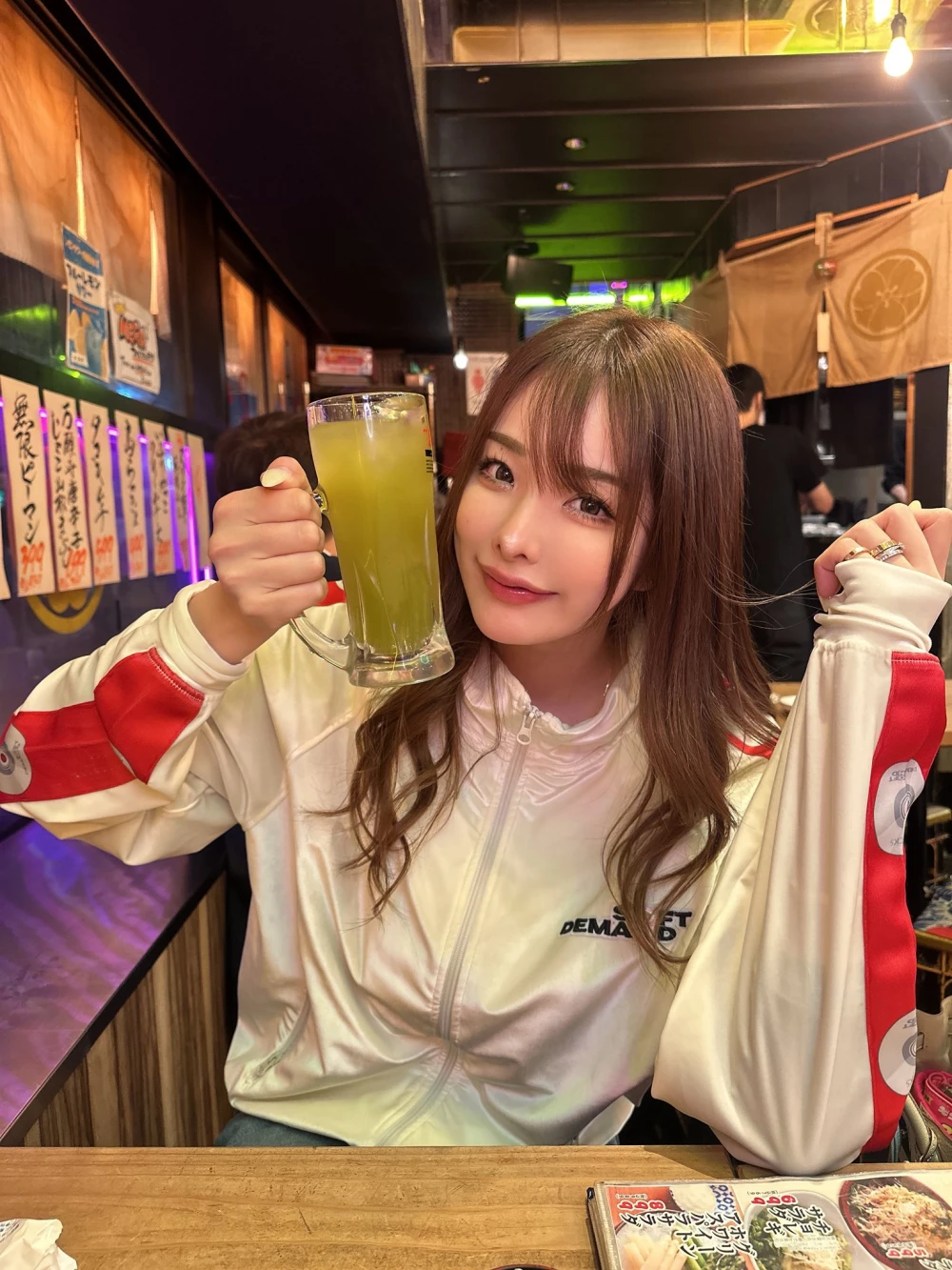 Yuma Sano Cari Sugar Daddy, Aktris Kondang Jepang Bikin Heboh - Seputar ...